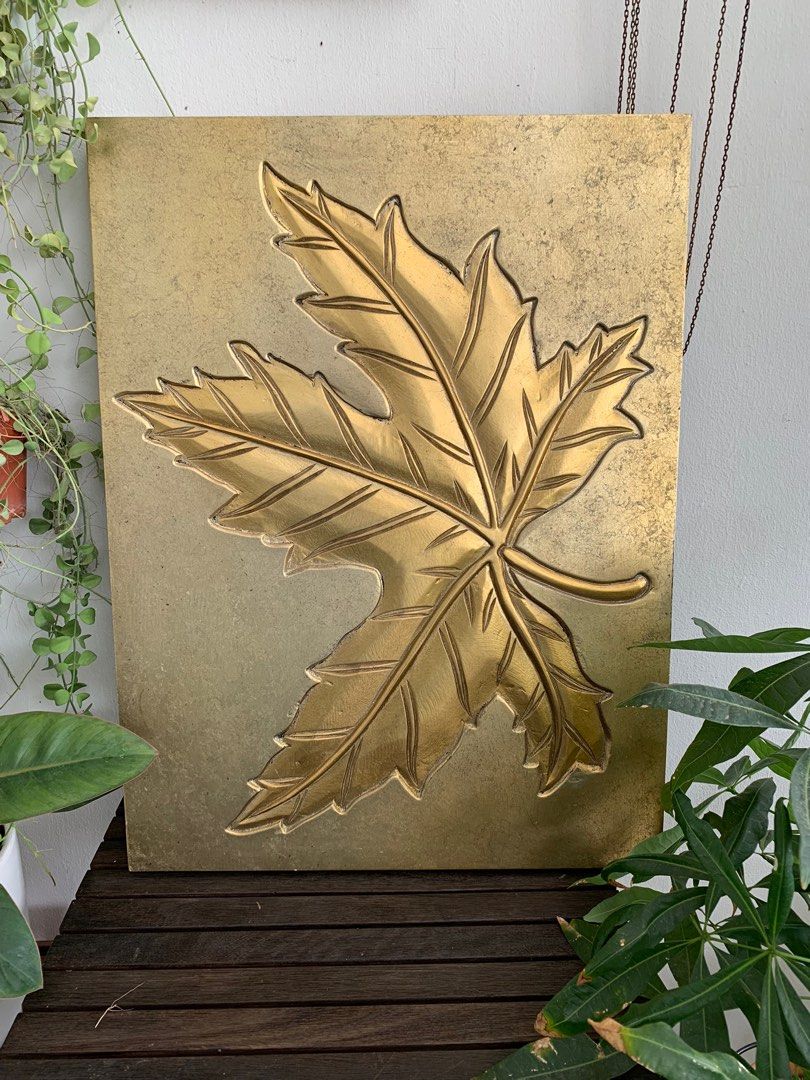 Large Gold leaves , Furniture & Home Living, Home Decor, Frames ...