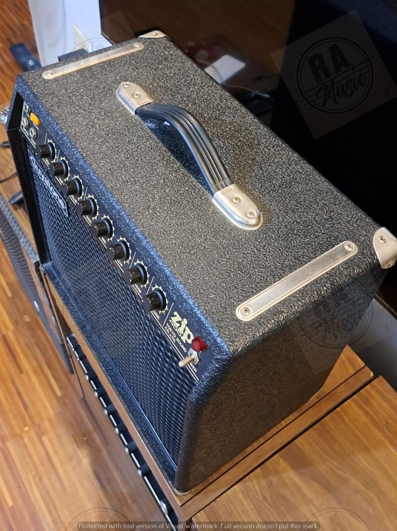 Guyatone ZIP 455 Guitar Amplifier (20watts,110v) Made In Japan, Hobbies & Toys, Music & Media ...