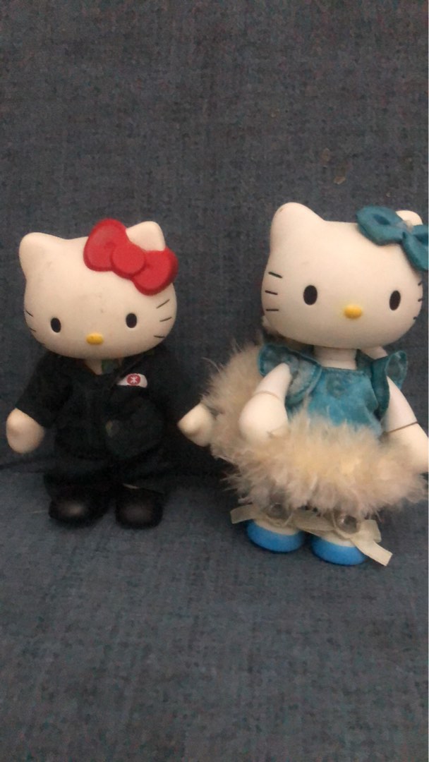 Hello kitty hard toys fig on Carousell