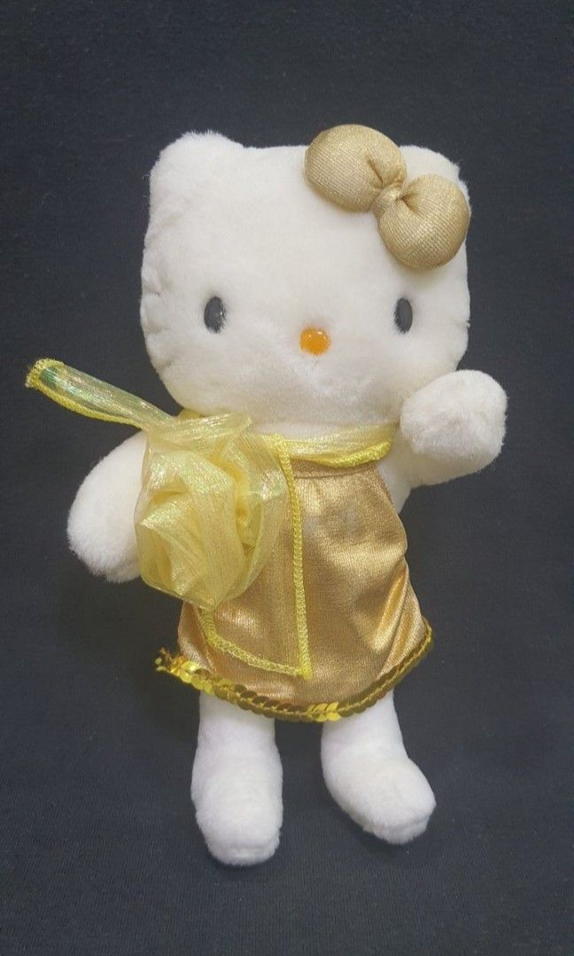 Hello Kitty Vintage Gold Long Legs Plush, Hobbies & Toys, Toys & Games ...