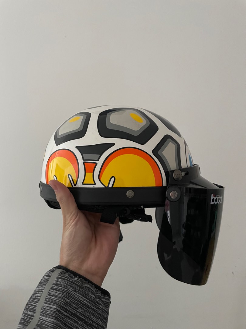 Helmets steng, Auto Accessories on Carousell