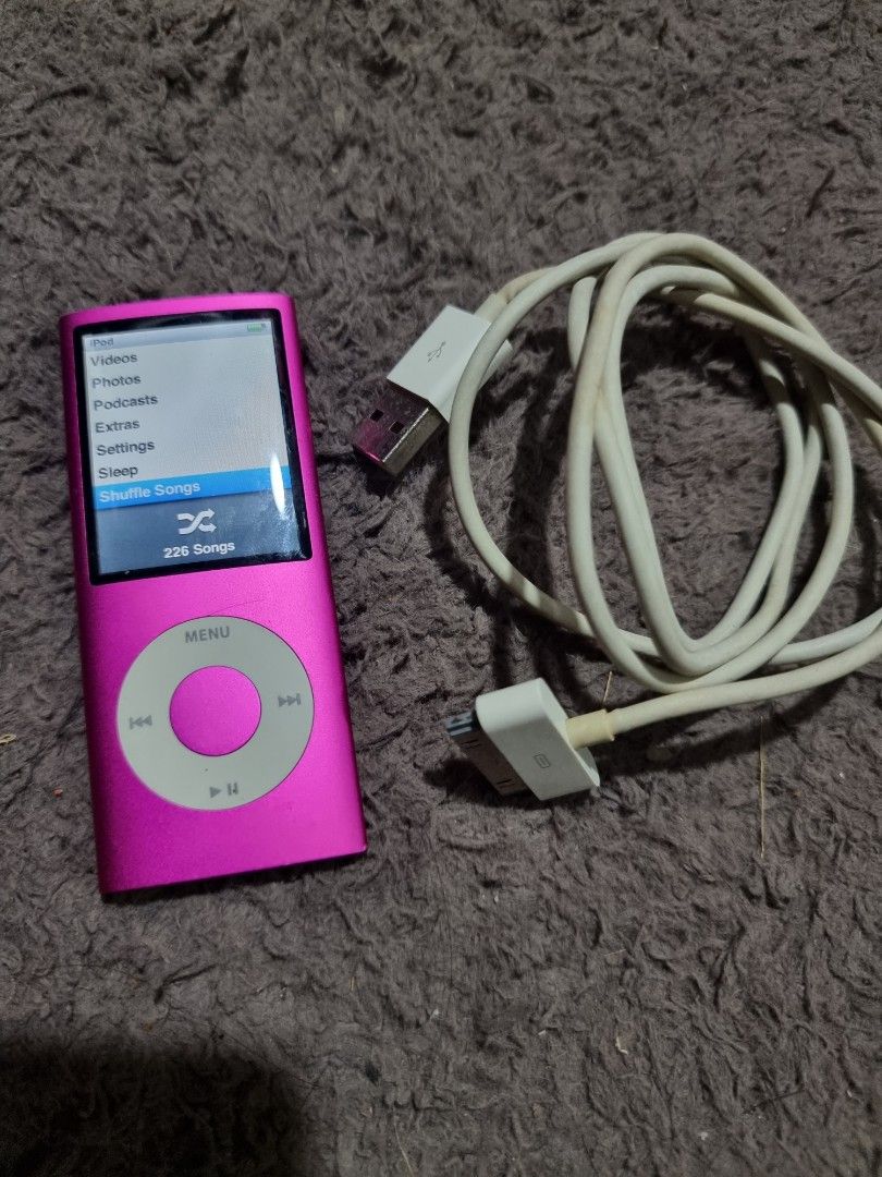 ipod nano 4th generation 8gb pink on Carousell