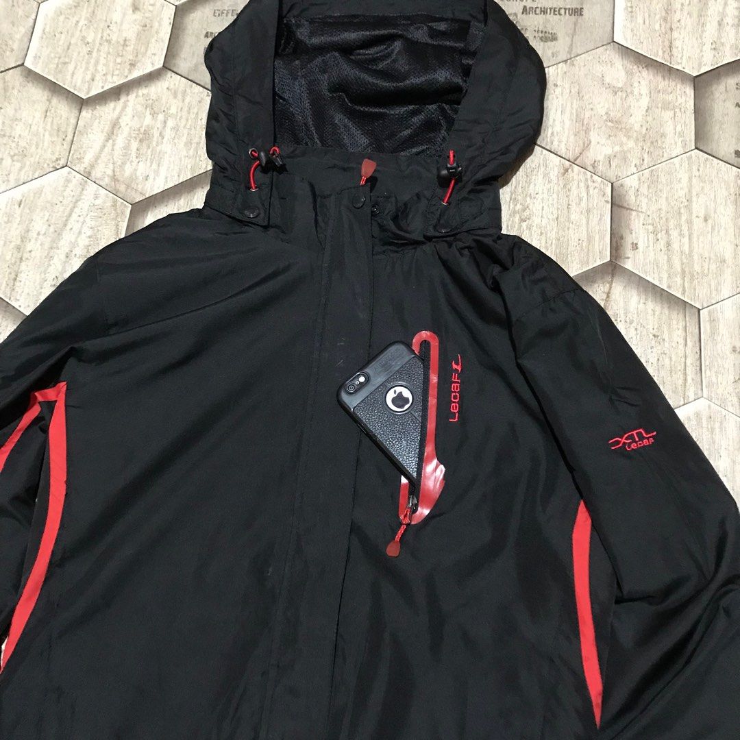 Jaket outdoor lecaf, Fesyen Pria, Pakaian , Lainnya di Carousell