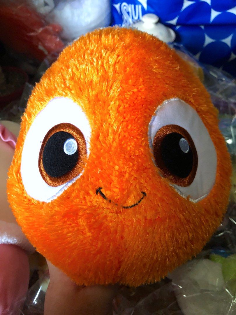 Jumbo Finding Nemo Plush, Hobbies & Toys, Toys & Games on Carousell
