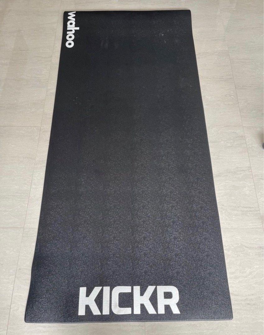 Kickr Core + Mat + Table, Sports Equipment, Exercise & Fitness, Cardio ...