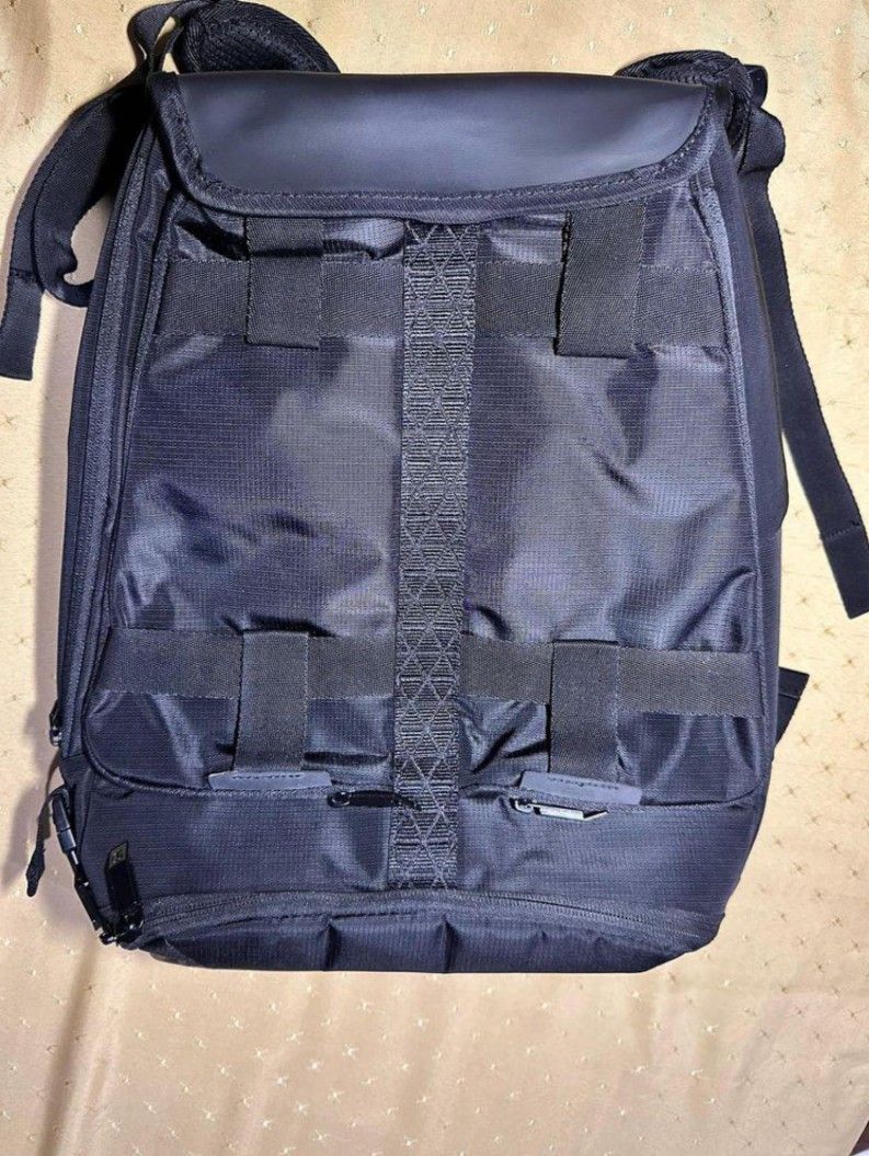 Lenovo Legion Active Gaming Backpack, Men's Fashion, Bags, Backpacks on ...