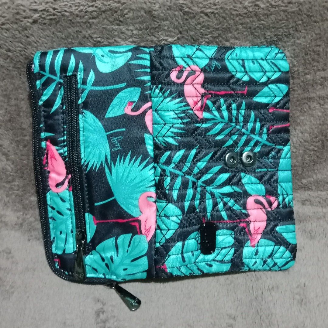 Lug Tram RFID Wallet, Women's Fashion, Bags & Wallets, Wallets & Card ...