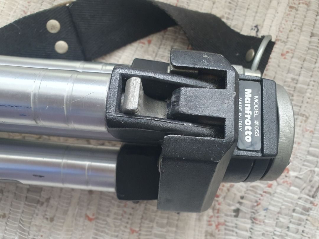 Manfrotto Art Model #055 - a vintage professional tripod, Photography ...