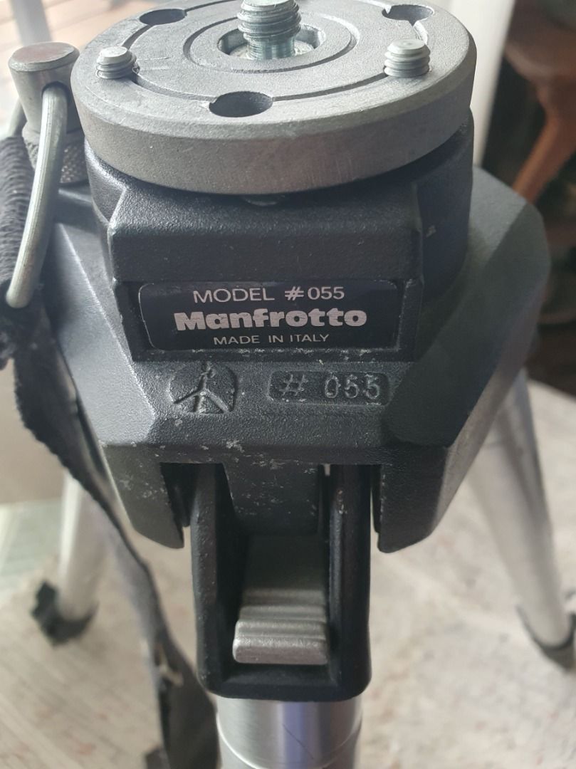 Manfrotto Art Model #055 - a vintage professional tripod, Photography ...