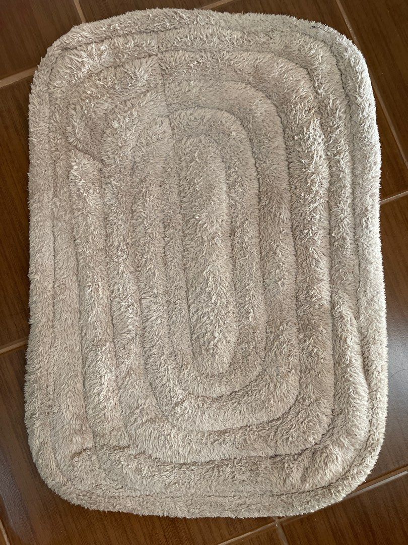 Minimalist Rags on Carousell