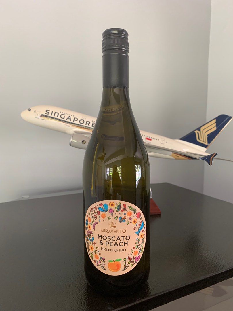 Miravento Moscato and Peach White Wine, Food & Drinks, Alcoholic ...