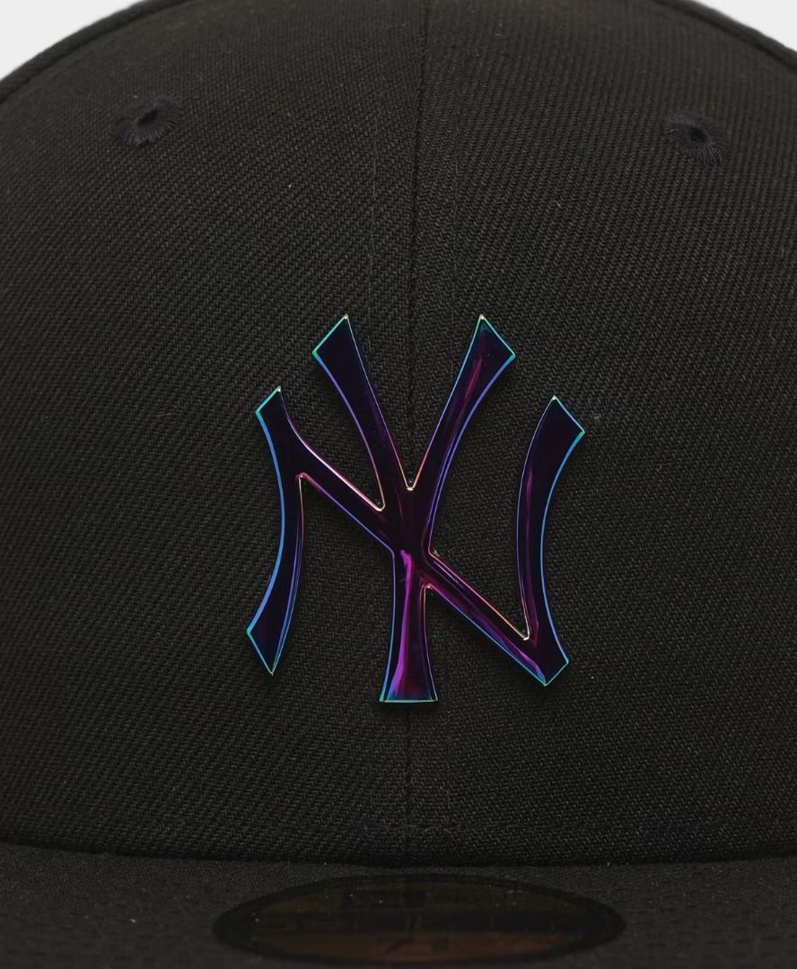 New Era New York Yankees 'Metal Badge' 59FIFTY Fitted Black/Iridescent, Men's Fashion, Watches ...