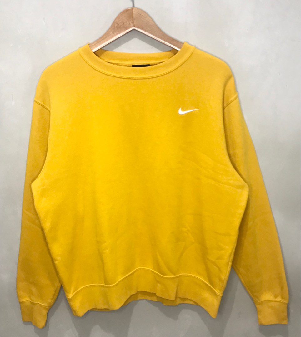 Nike Side Swoosh Sweater, Men's Fashion, Coats, Jackets and Outerwear ...