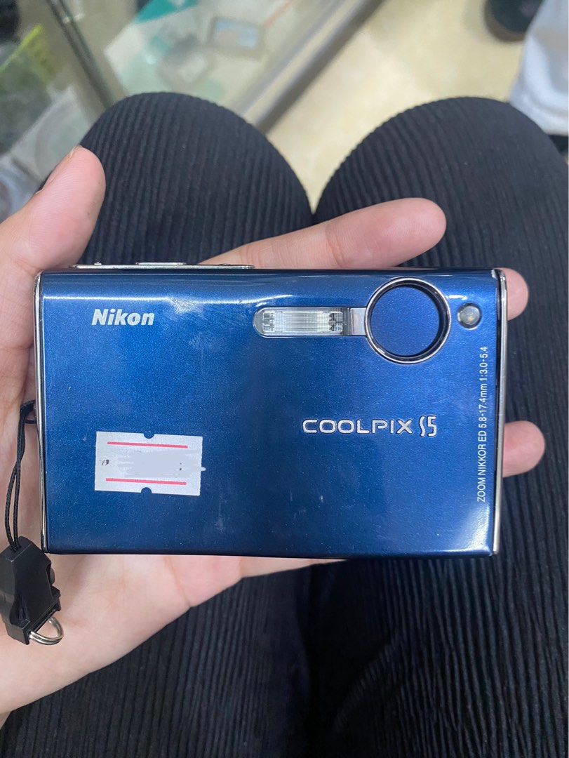 Nikon CoolPix S5 Digicam Digital Camera, Photography, Cameras on Carousell