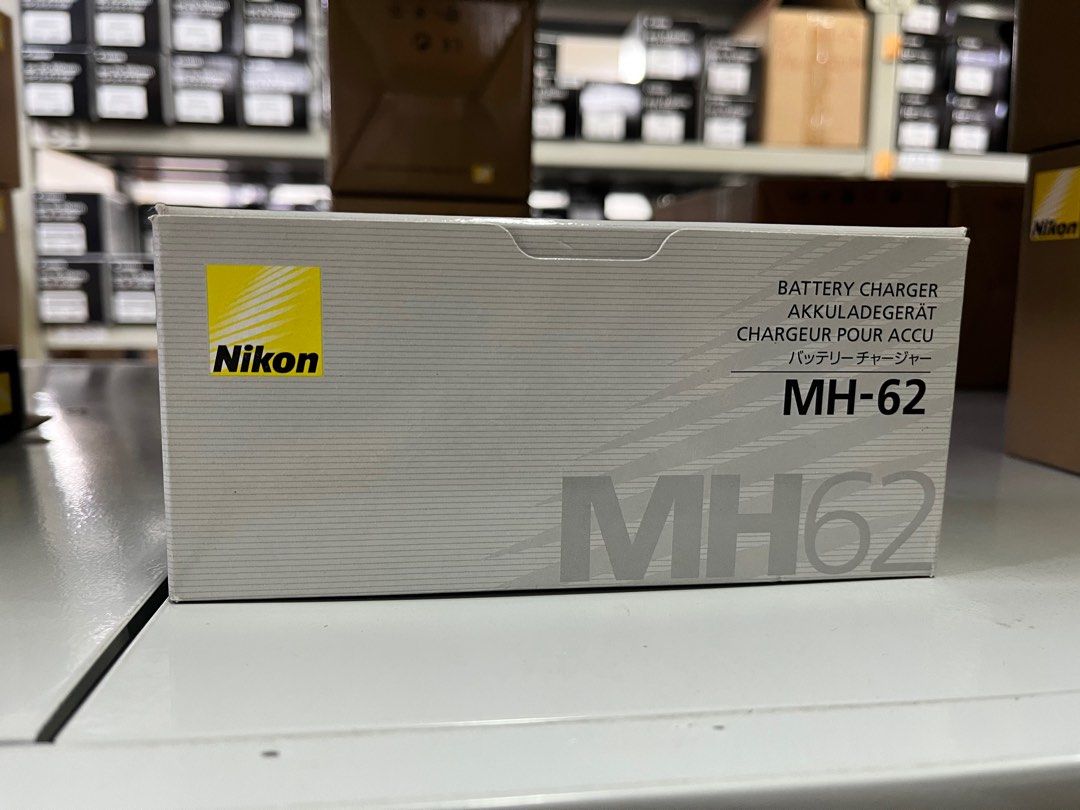 Nikon MH-62, MH-64 battery charger, 攝影器材, 攝影配件, 電池及充電器 - Carousell