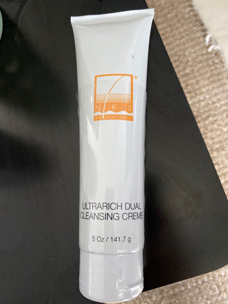 NIKS MAPLE, Beauty & Personal Care, Face, Face Care on Carousell