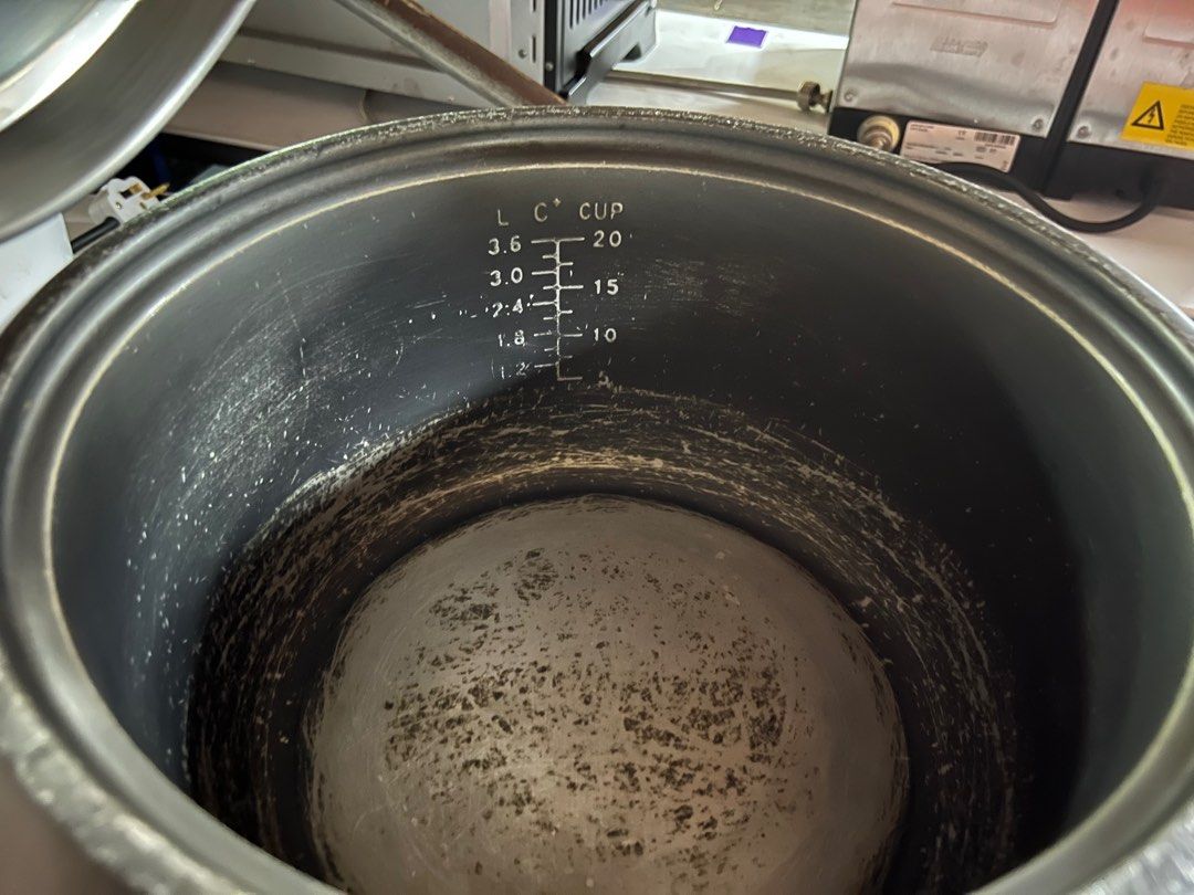 Orange Rice Cooker 3.6L, TV & Home Appliances, Kitchen Appliances ...