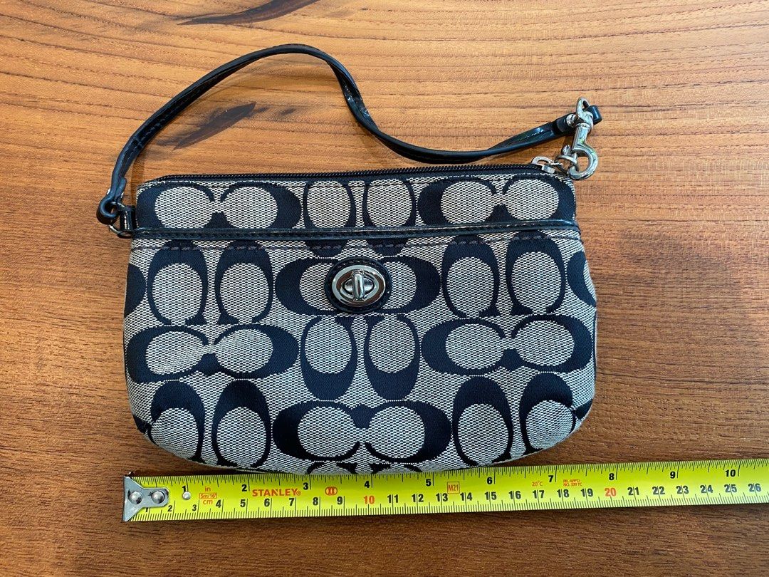 Original Coach Pouch, Women's Fashion, Bags & Wallets, Purses & Pouches ...