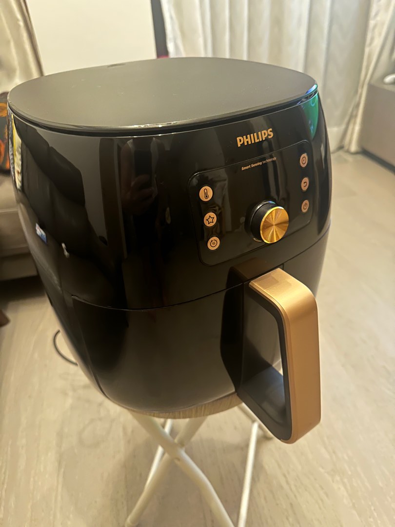 Philips XXL Air Fryer 氣炸鍋 HD9860, 家庭電器, 廚房電器, 油炸鍋 - Carousell