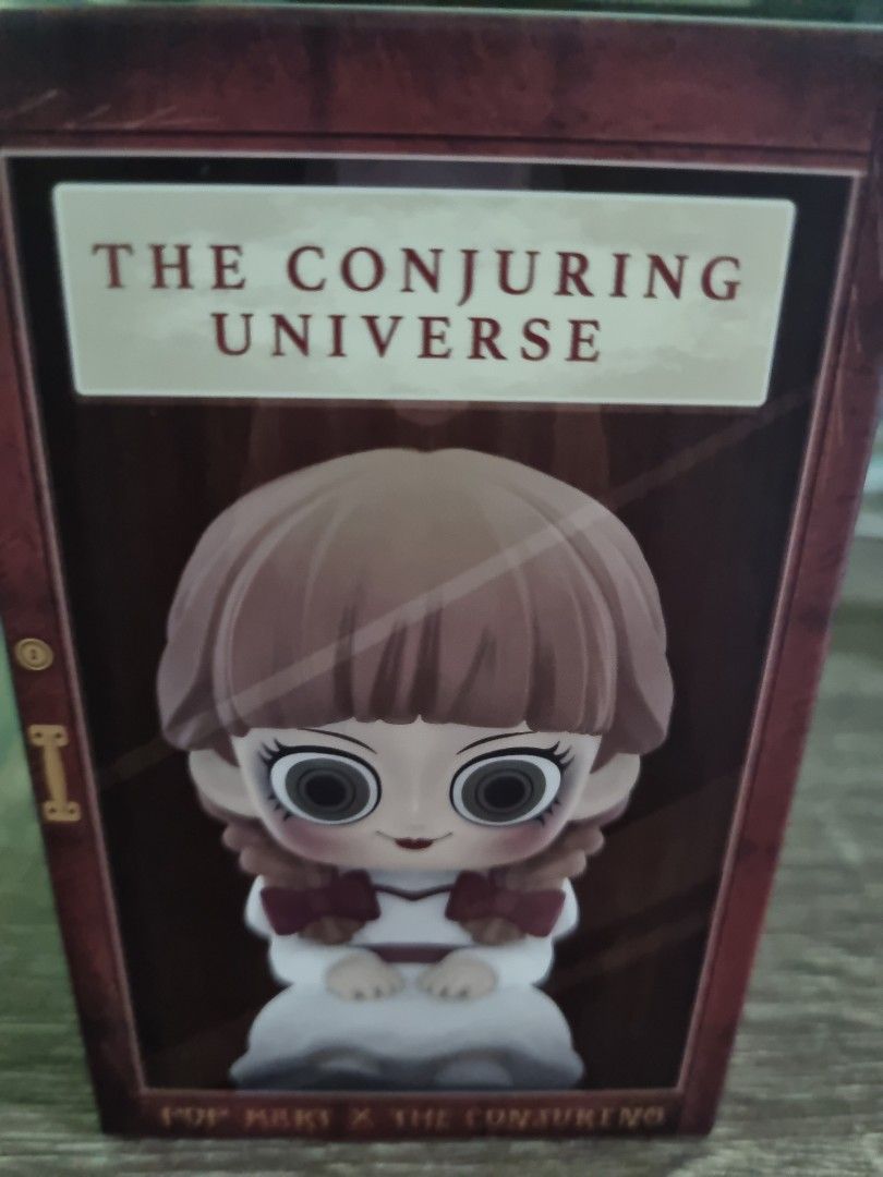 Popmart The Conjuring Universe - Lorraine Warren, Hobbies & Toys ...