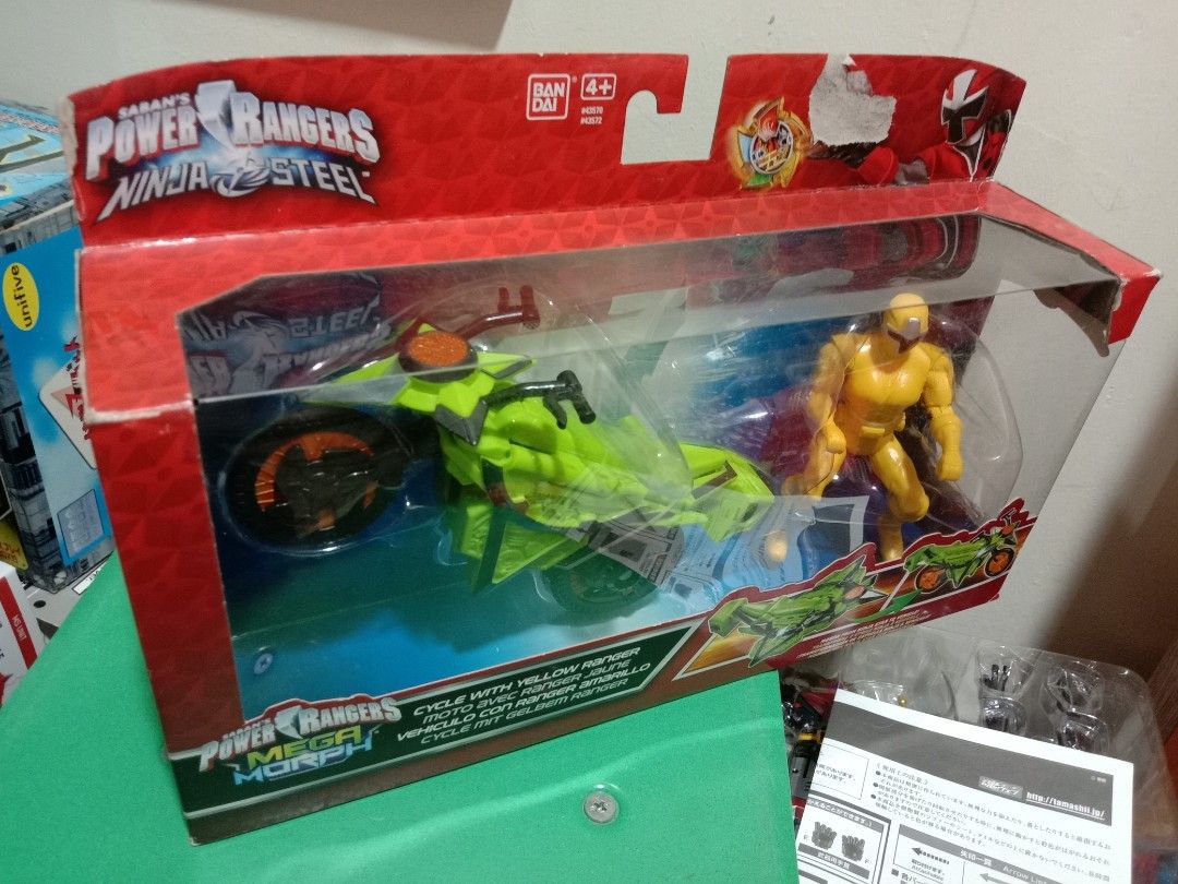Power Rangers Mega Morph - Cycle with Yellow Ranger, Hobbies & Toys ...