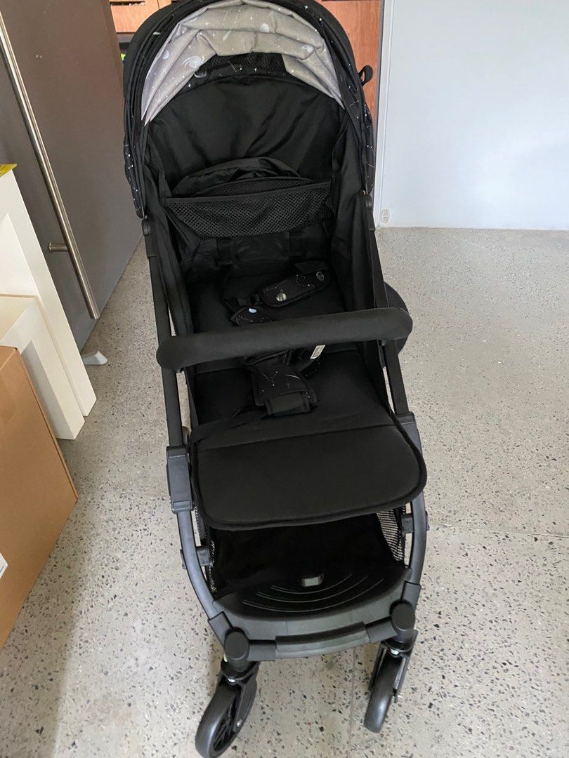 Light weight Reclinable foldable baby stroller, Babies & Kids, Going ...