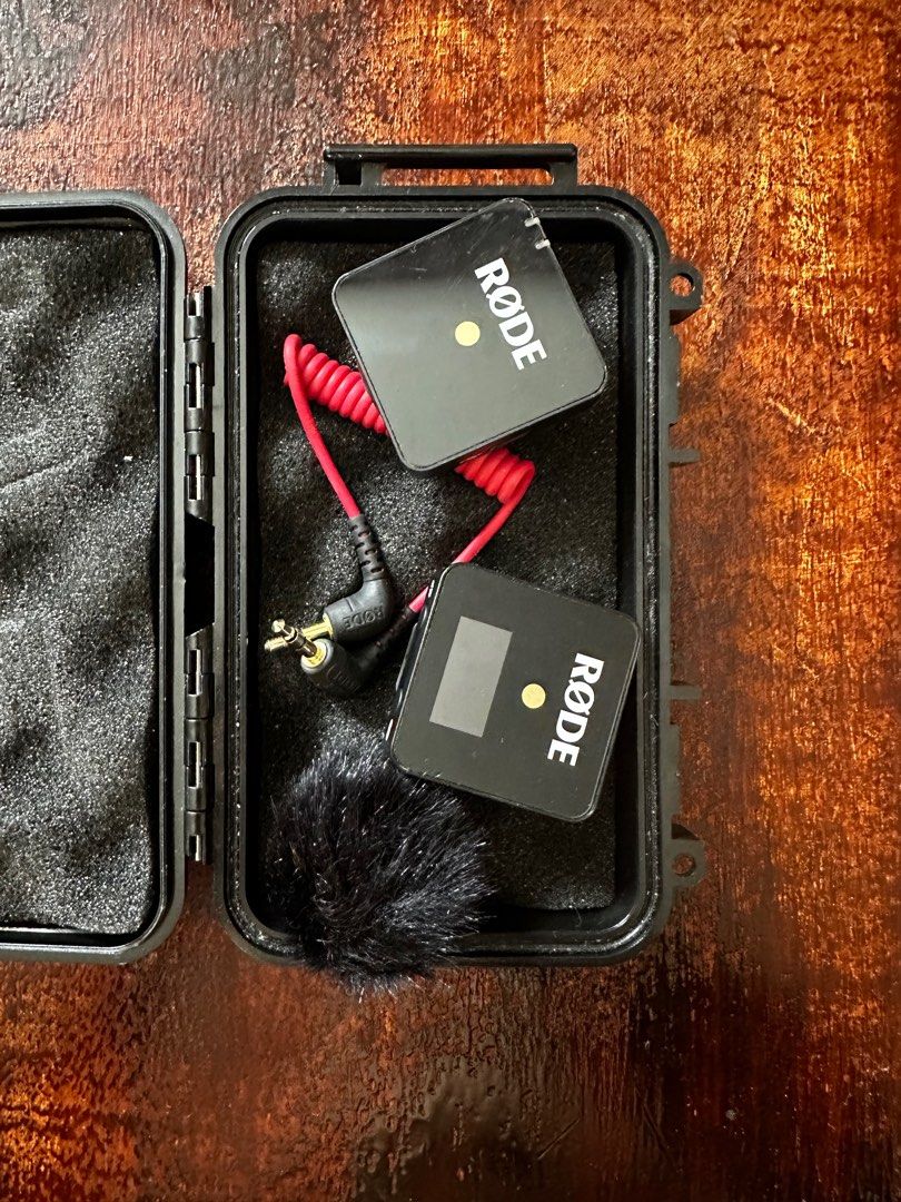 Rode Go Mic Wiresless Gen 1 - $140 OBO, Audio, Microphones on Carousell