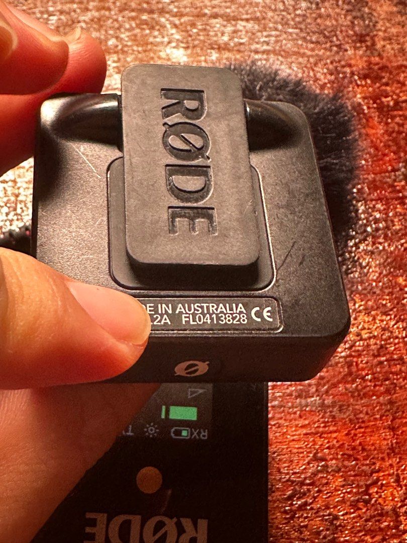Rode Go Mic Wiresless Gen 1 - $140 OBO, Audio, Microphones on Carousell