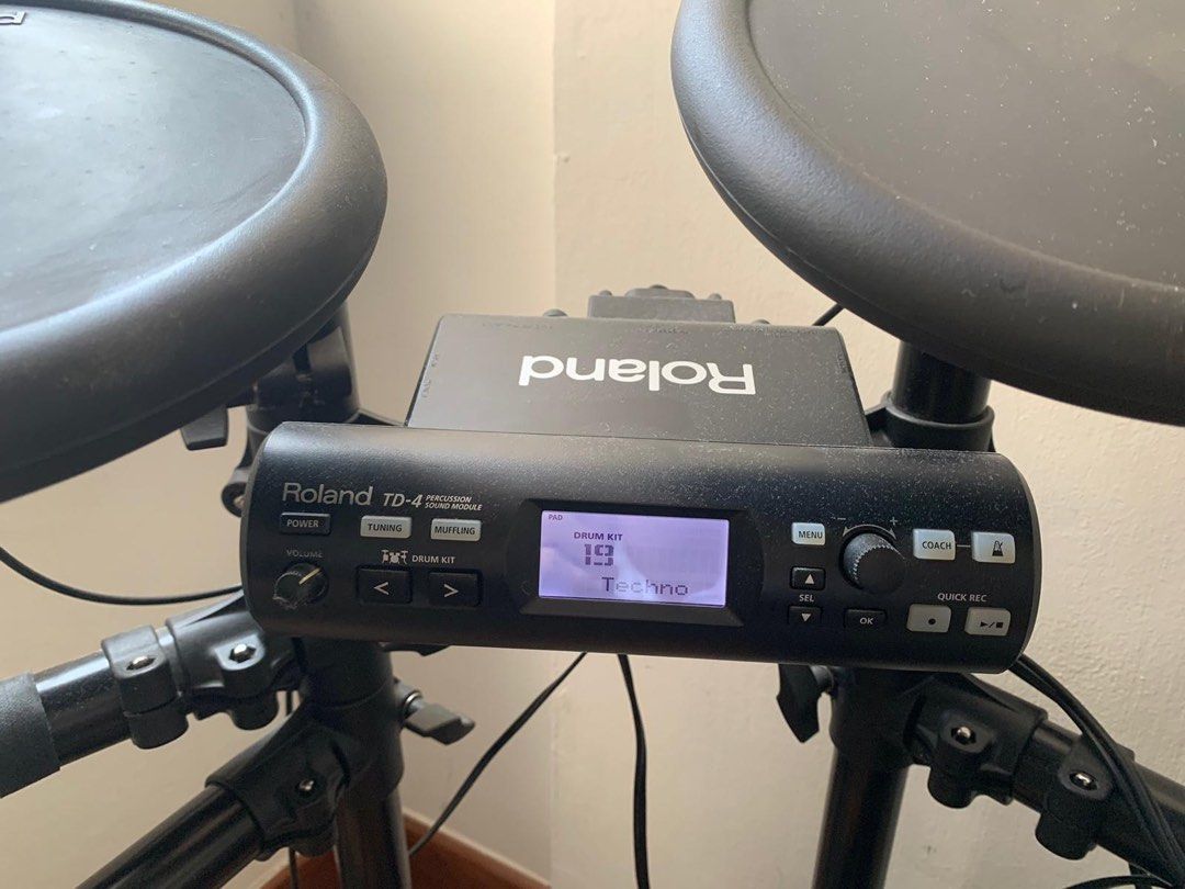 Roland TD4 drum kit, Hobbies & Toys, Music & Media, Musical Instruments ...