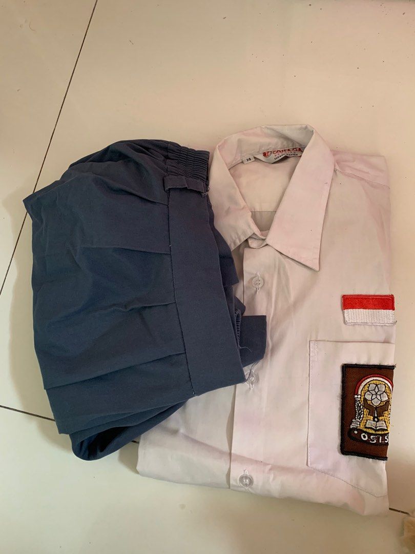 set seragam sma putih abu abu, Barang Yang Dicari di Carousell