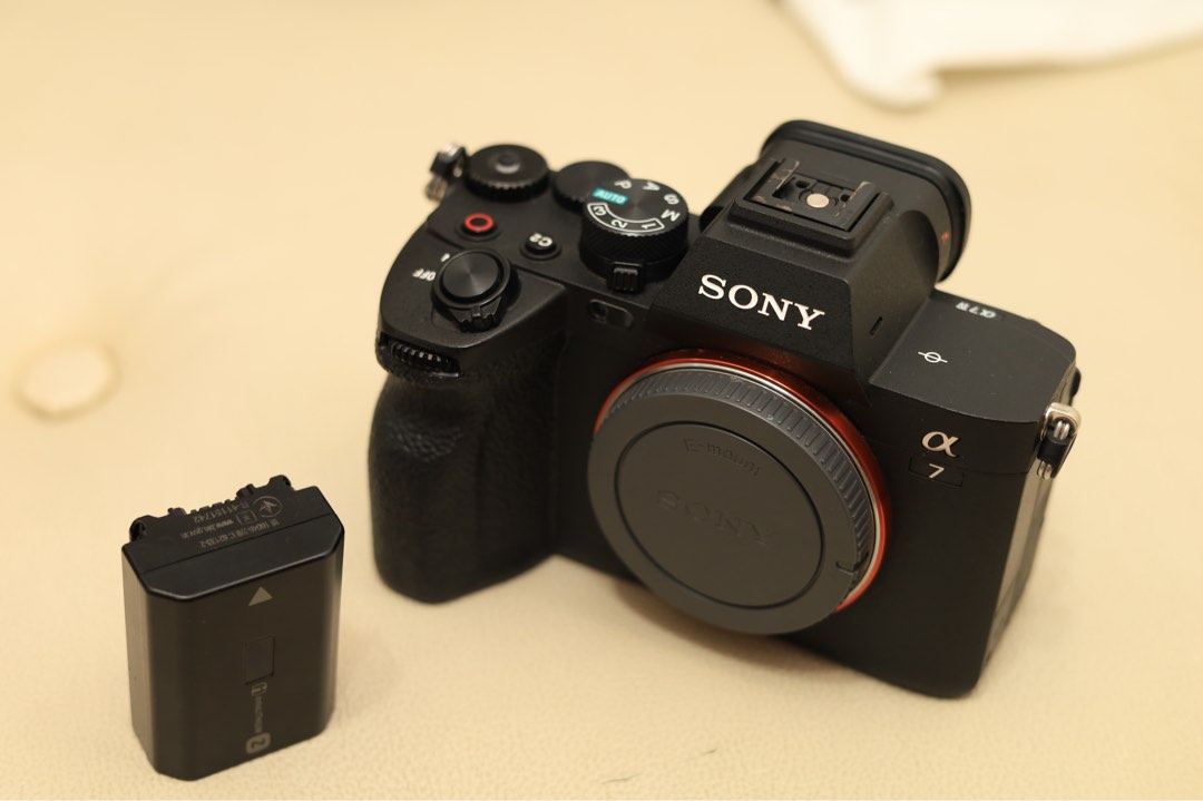 Sony a7iv body only, Photography, Cameras on Carousell