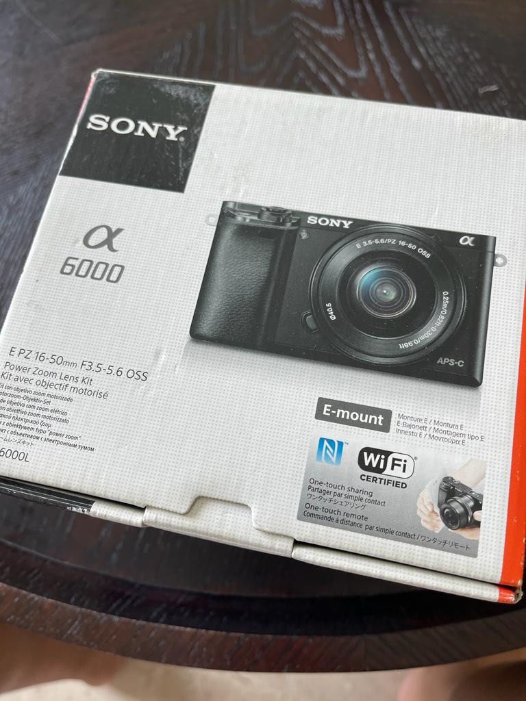 Sony A 6000, Photography, Cameras on Carousell