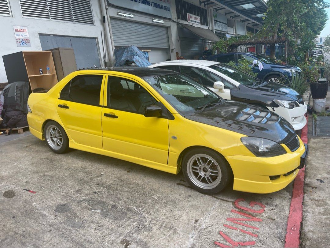 Sporty Mod Yellow Mitsubishi Lancer GLX cs3 1.6m manual Drift Racing ...