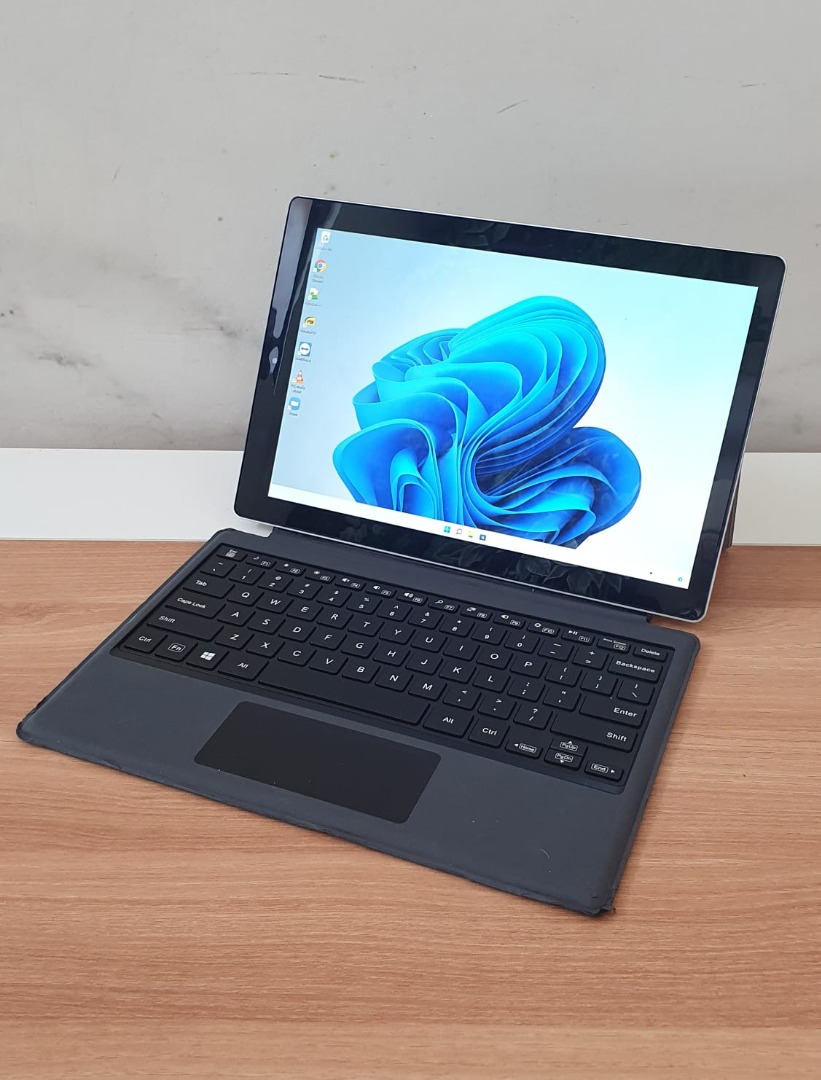 Super Slim 12.2 Inch SSD Touch Screen Laptop - SSD Drive - Free MS ...