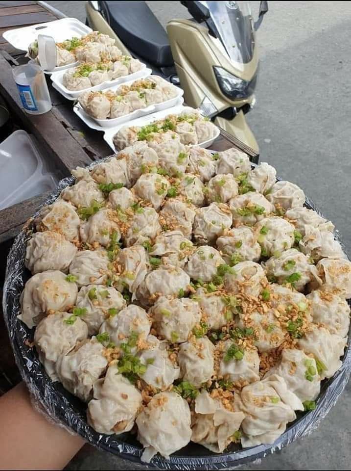 TRENDING JUMBO SIOMAI, Food & Drinks, Chilled & Frozen Food on Carousell