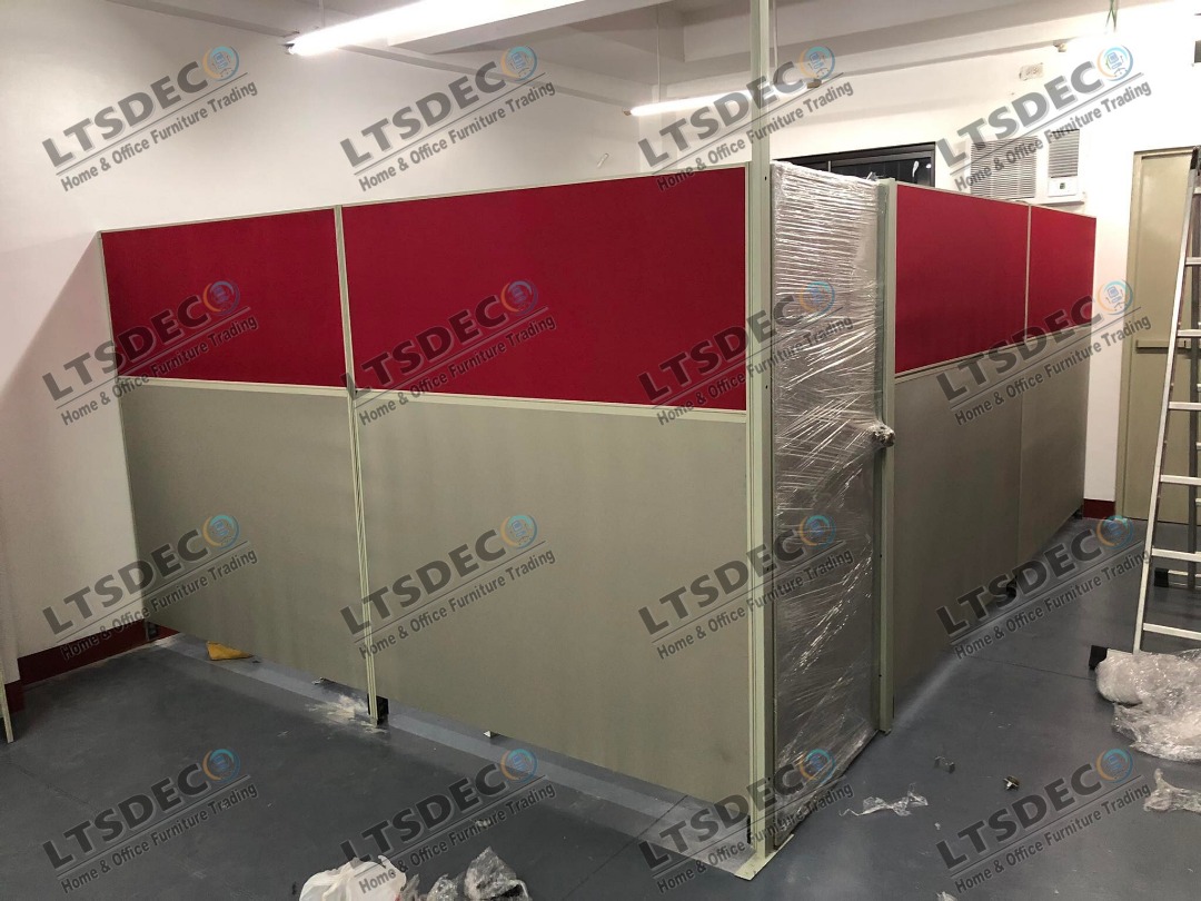 TWO TONE HIGH PANEL FULL FABRIC OFFICE PARTITION on Carousell