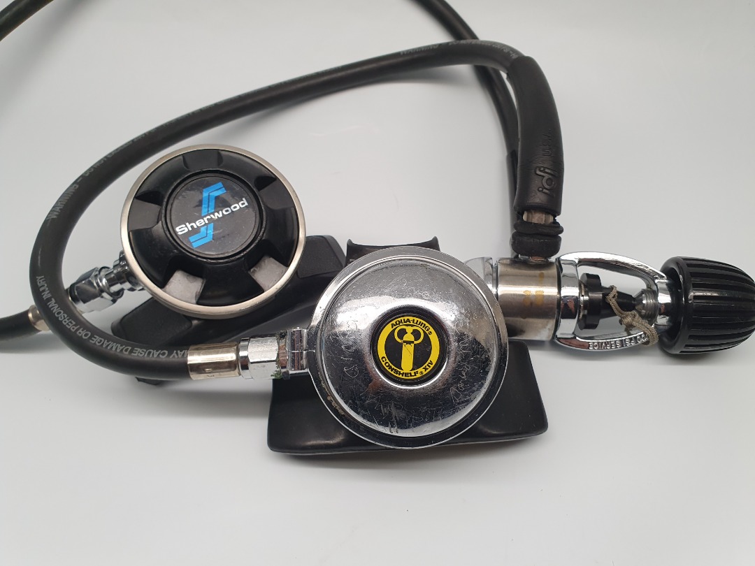 US Divers Aqualung Conshelf scuba diving regulator, Sports Equipment ...