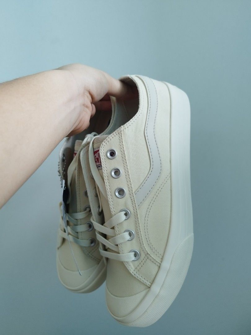 Ventela Public Low Cream Shoes, Men's Fashion, Footwear, Sneakers on ...