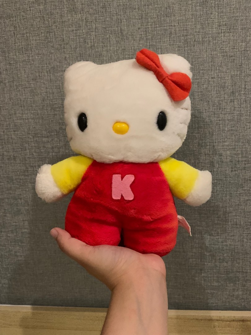 VINTAGE 1997 Hello Kitty Classic Standing Plush Red on Carousell
