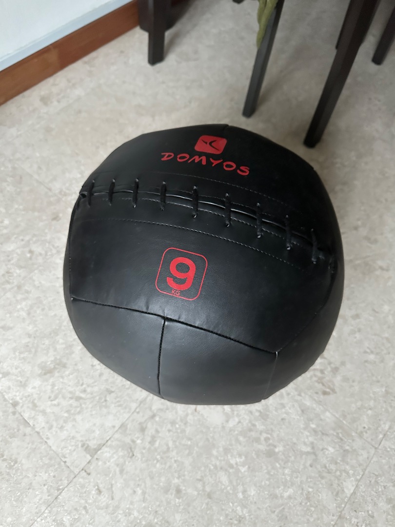 Wall Ball Domyos 9kg, Sports Equipment, Exercise & Fitness, Weights ...