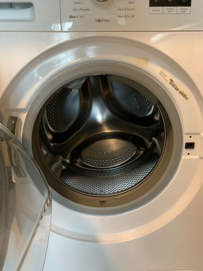 Whirlpool 7kg washing machine, TV & Home Appliances, Washing Machines ...