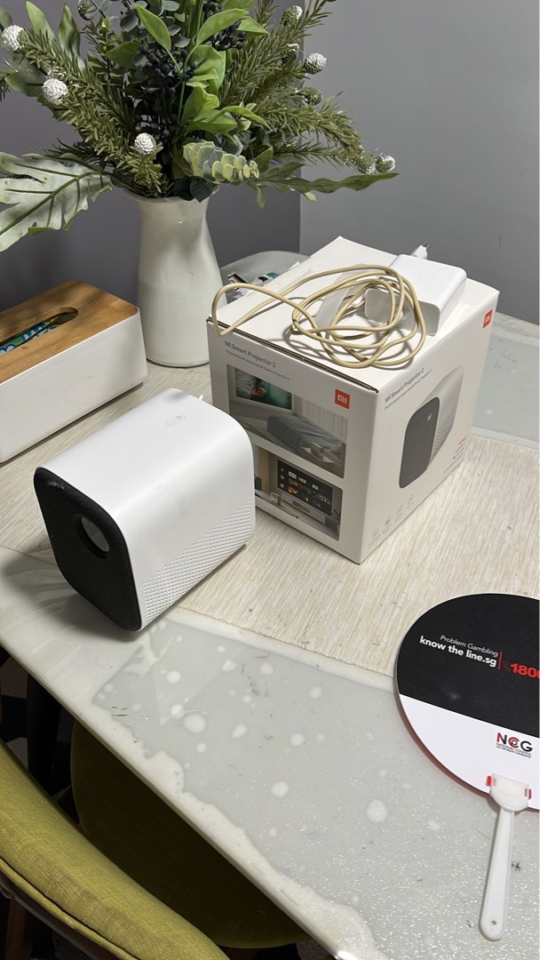 Xiaomi Mi Smart Projector 2, TV & Home Appliances, TV & Entertainment ...
