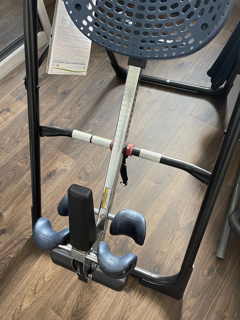 Aibi Teeter Hang Ups Inversion Table, Sports Equipment, Exercise ...