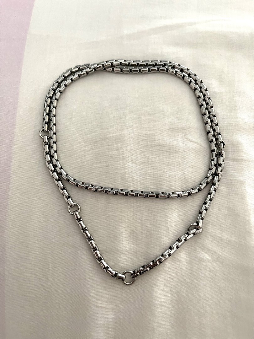 Amulet chain, Hobbies & Toys, Memorabilia & Collectibles, Religious ...