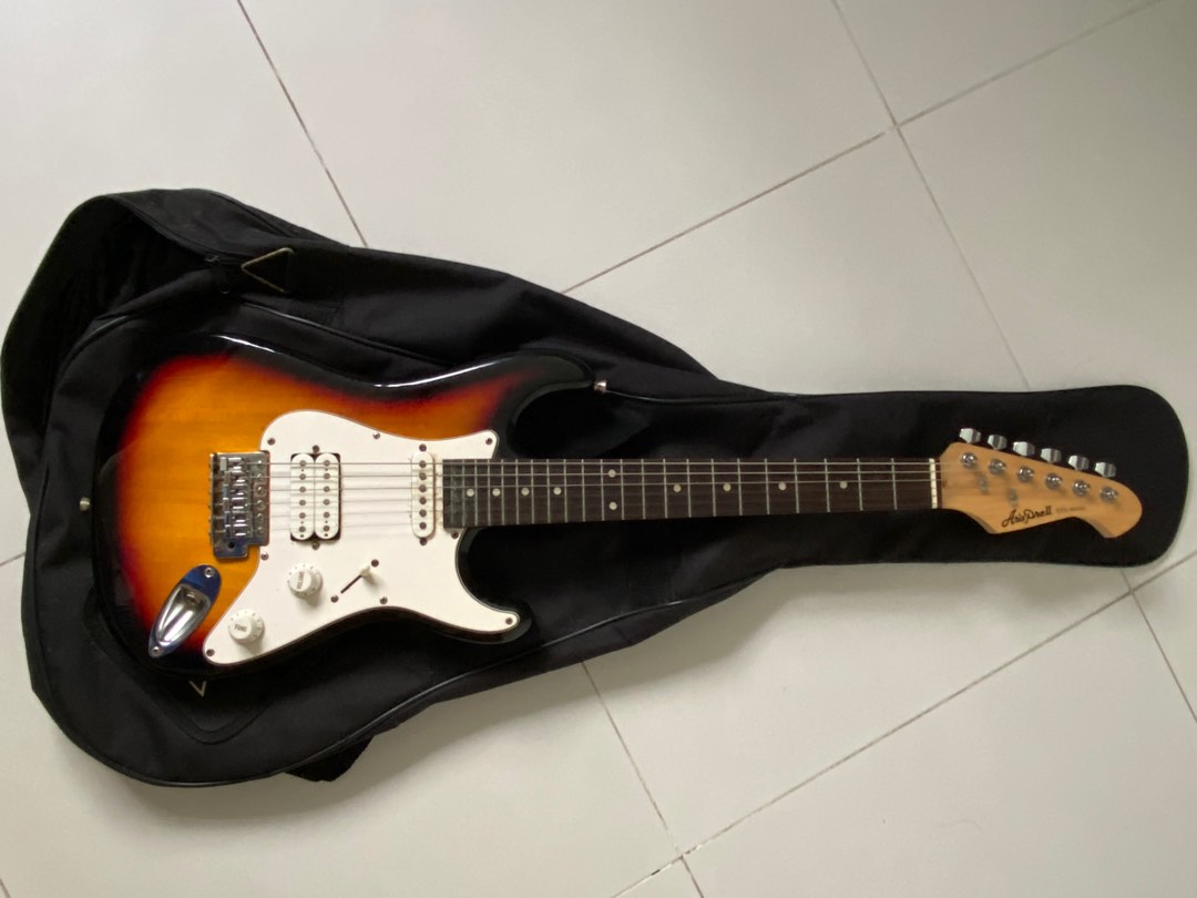 Aria Pro II - STG mini, Hobbies & Toys, Music & Media, Musical Instruments on Carousell