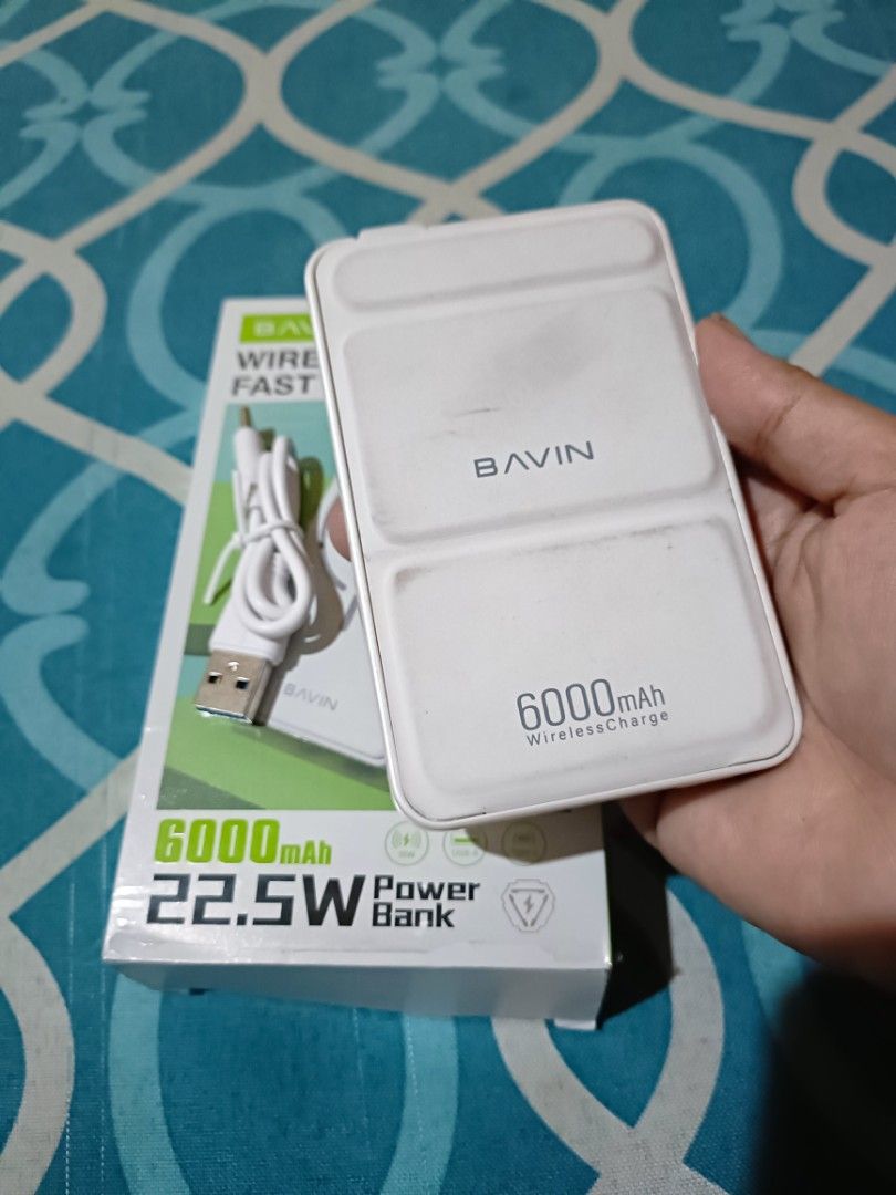 BAVIN WIRELESS MAGNETIC POWERBANK, Mobile Phones & Gadgets, Mobile ...