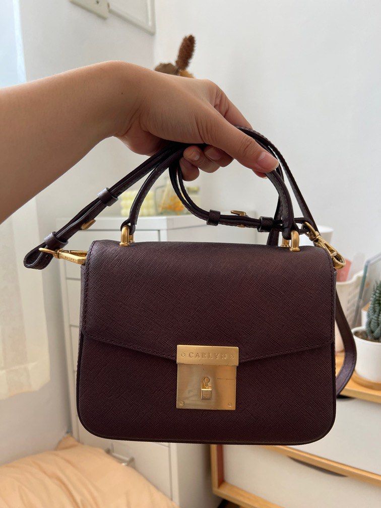 Carlyn Sling Bag, Women's Fashion, Bags & Wallets, Cross-body Bags on ...