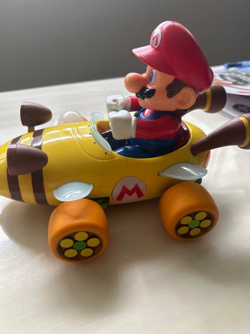 Carrera Mario Kart RC 2.4Ghz Bumble V - Mario, Hobbies & Toys, Toys ...