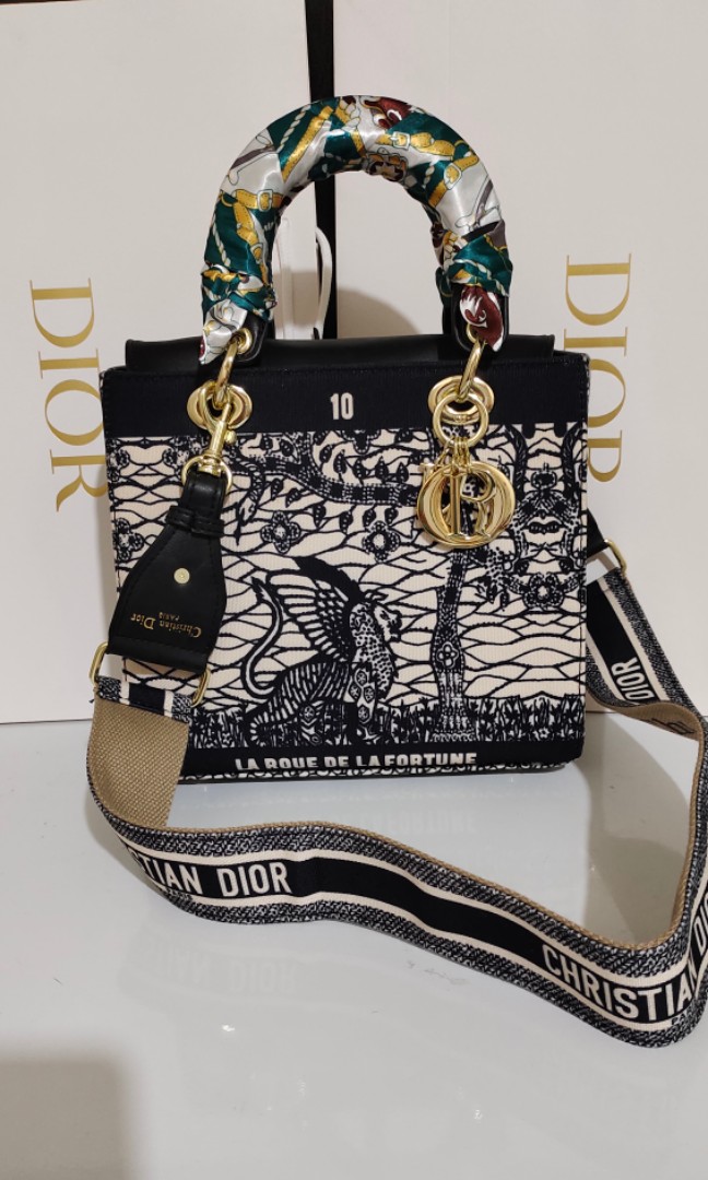 Christian Dior, Fesyen Wanita, Tas & Dompet di Carousell