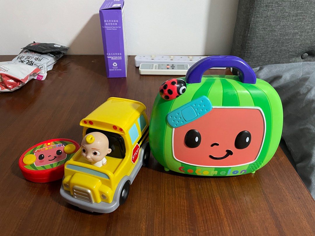 Cocomelon remote control bus and dr playkit, Hobbies & Toys, Toys ...
